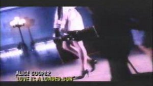 Alice Cooper - love's a loaded gun